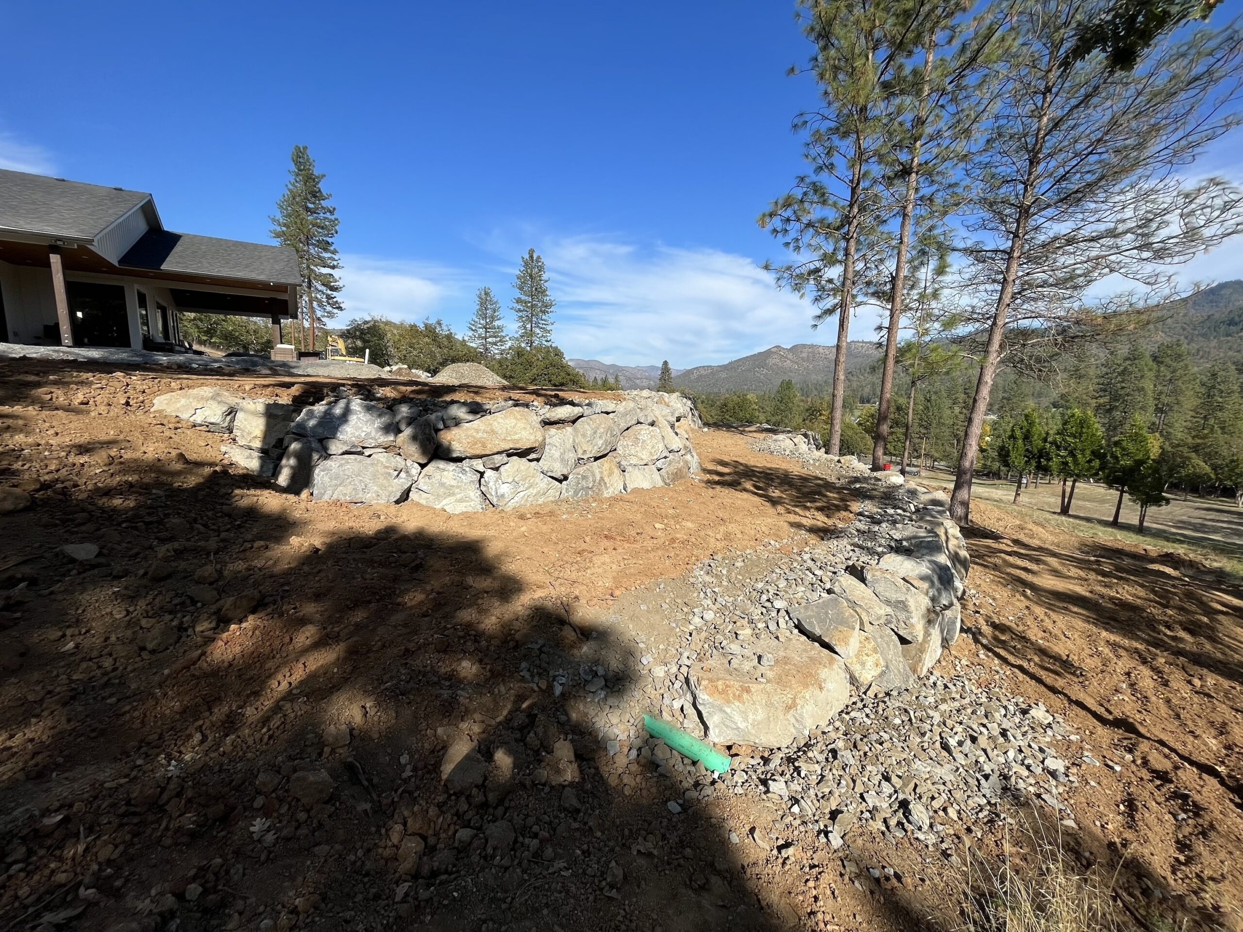 Large Boulder Retaining Walls - Rogue River - Daily & Sons Excavation